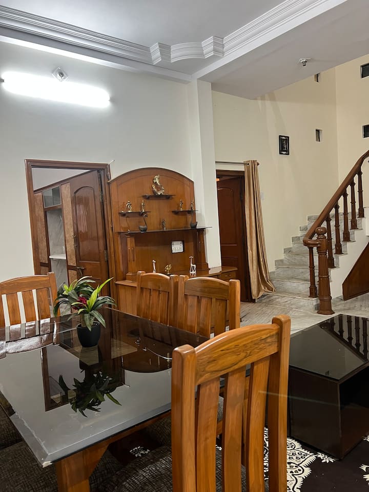 "Prasad"- Cozy Duplex In Ujjain - Ujjain