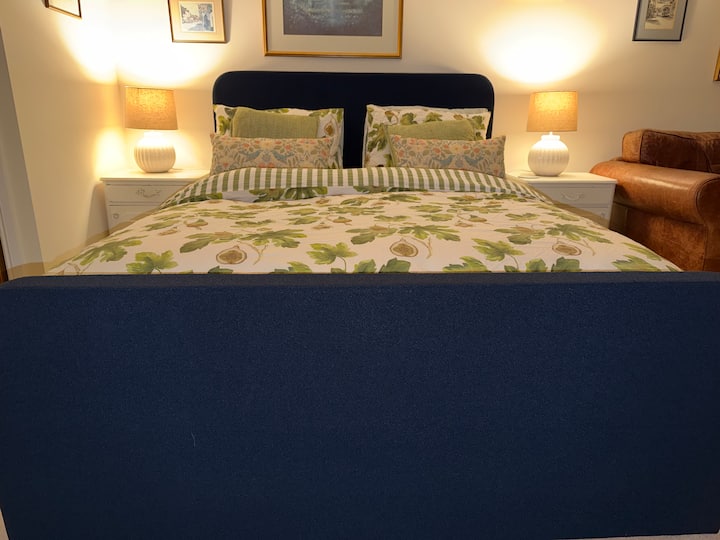 Limited Conversational French Language - Marlow