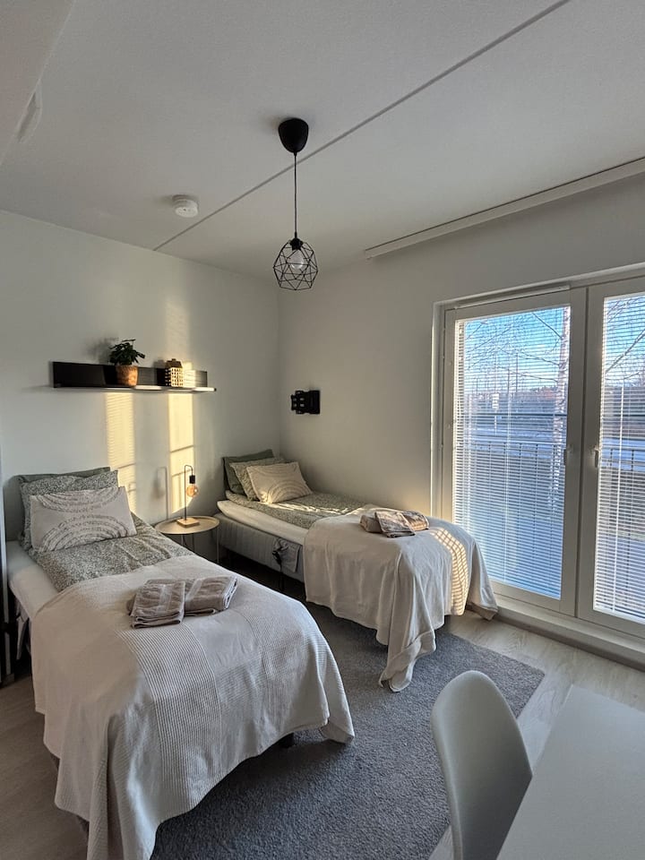 Studio Keskustan Ruusupuisto+autohallipaikka - Jyväskylä