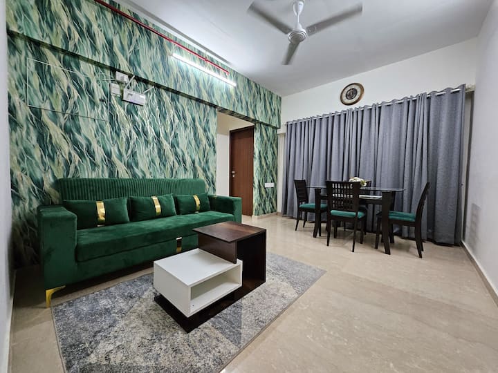 2bhk+ Living Room, Near Nesco, Malad East/west - 뭄바이