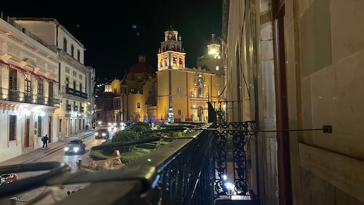 Comodidad De Vivir En El Centro - Guanajuato