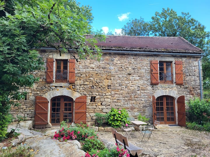 Rustig Gelegen Vakantiehuis - Najac