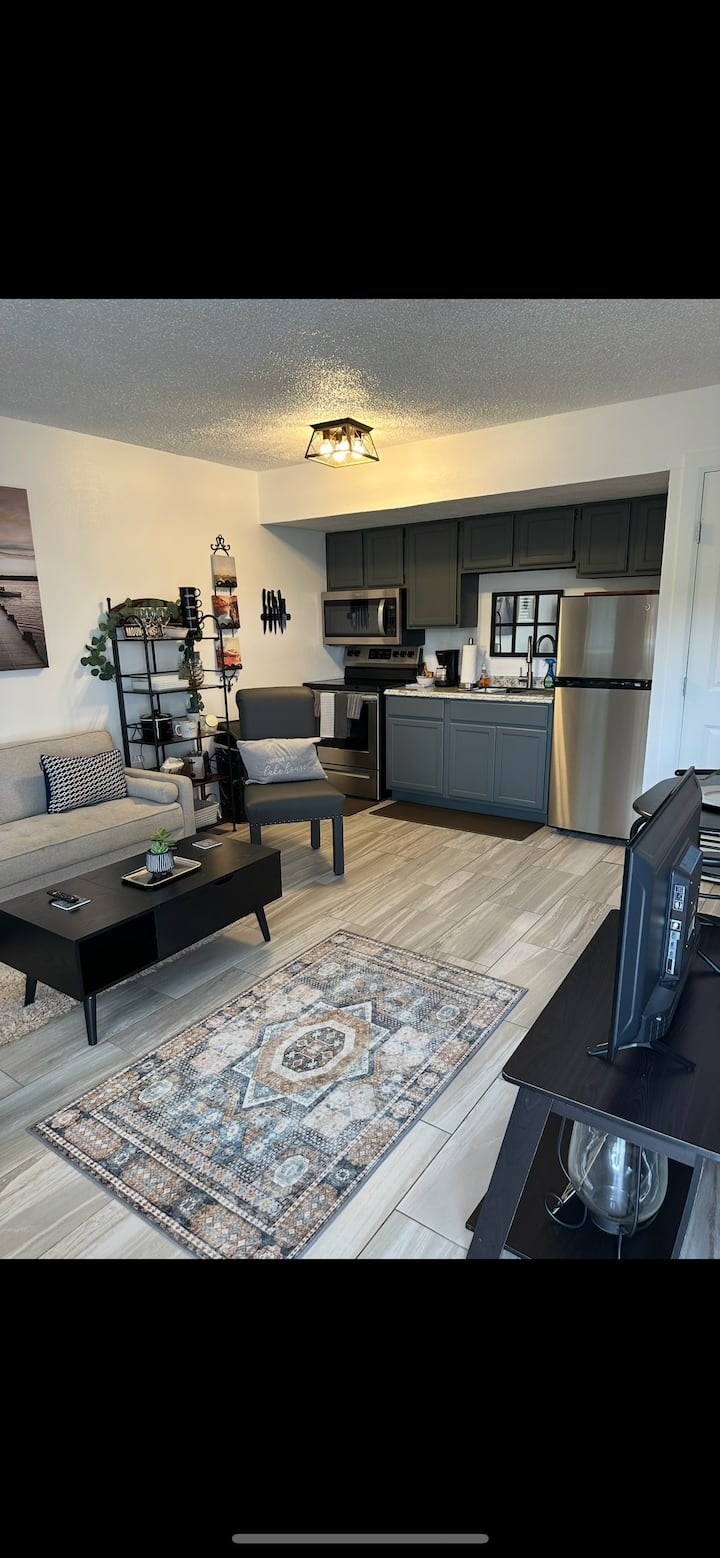 Kozy Retreat - Joplin, MO