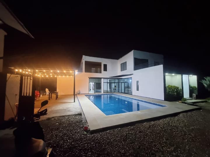 Quinta Privada Leal - Melgar