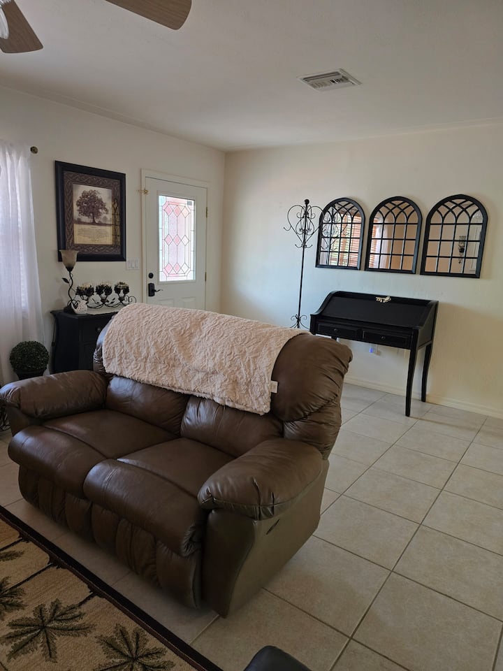 Brook Haven Shores! 3bed-3bath,new Heated Pool! - Sarasota, FL