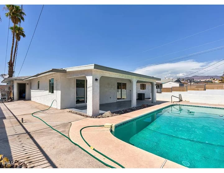 Havasu Desert Hideaway - Lake Havasu City, AZ