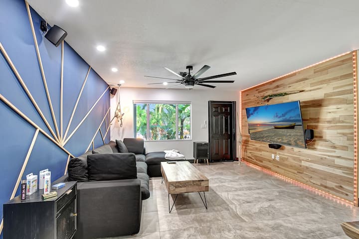 New: Beach Bliss Hideaway - Lake Worth, FL