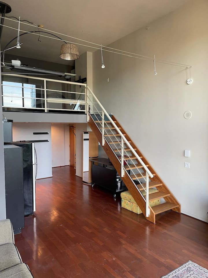 Unique Loft In Heart Of Downtown Bright Convenient - Vancouver