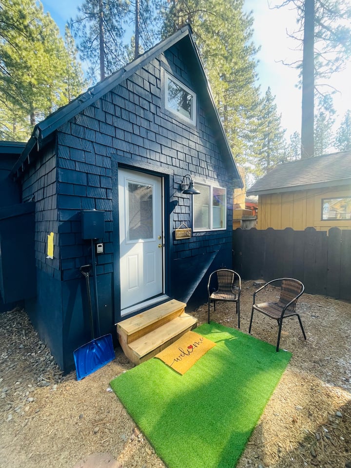 Mountain Mindset Cozy Cabin-lake - South Lake Tahoe, CA