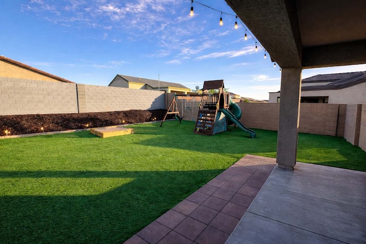 Sunny Desert Retreat - Spirit Mountain Casino, Mohave Valley