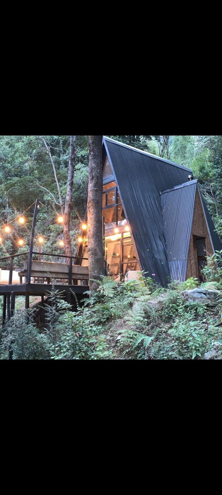 Moderna Alpina Con Hermosa Vista Al Río Liucura - Araucanía