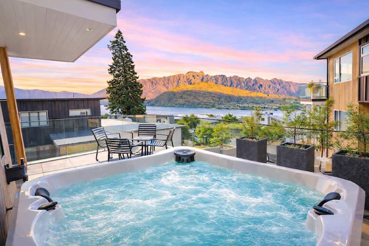 Queenstown Views | Spa Pool | Sunny Deck - Queenstown