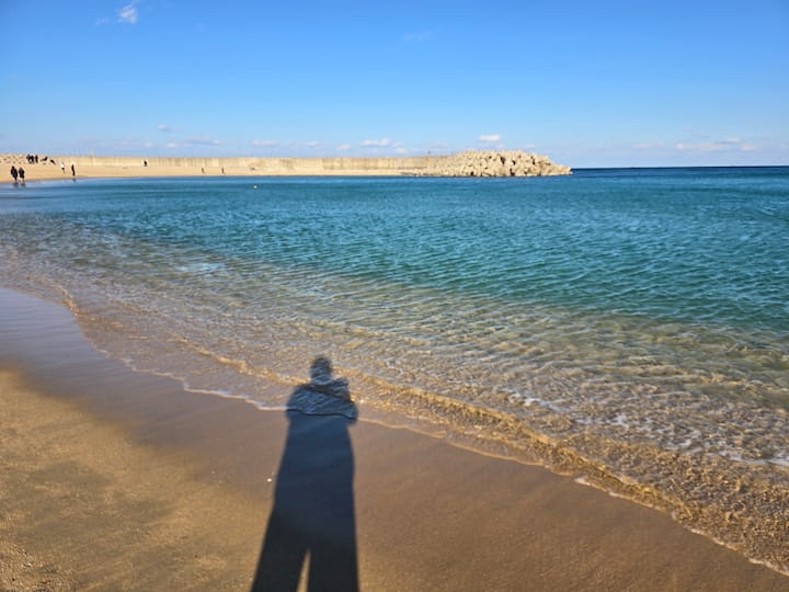 속초써밋베이 16층오션뷰아파트
등대해수욕장1분거리
낭만포차거리 1분
(최대4인숙박가능) - Sokcho-si