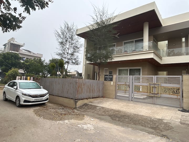 Independent Villa - Sahibzada Ajit Singh Nagar
