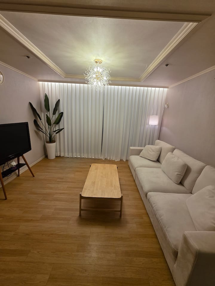 #8인까지
#에어컨#동성로#대구역
#오페라하우스 - Daegu