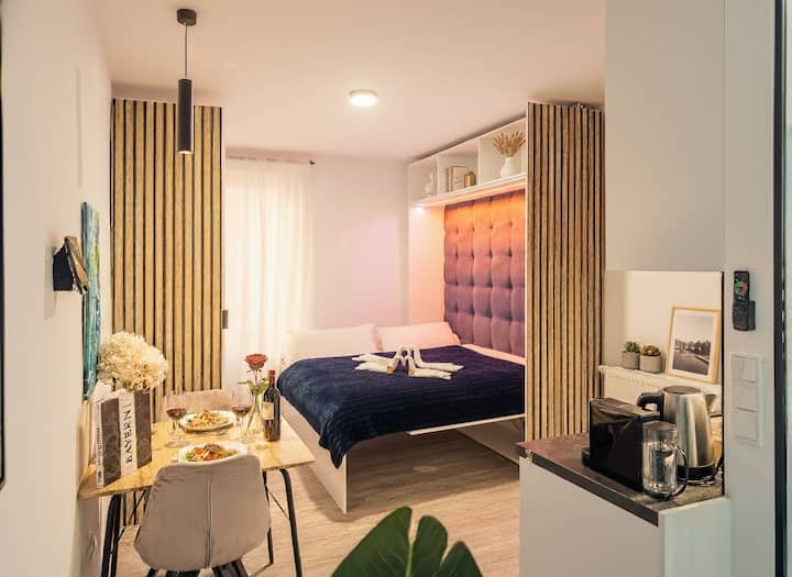 Crest: Riverside Studio Mit Küche-parken-wifi - Passau