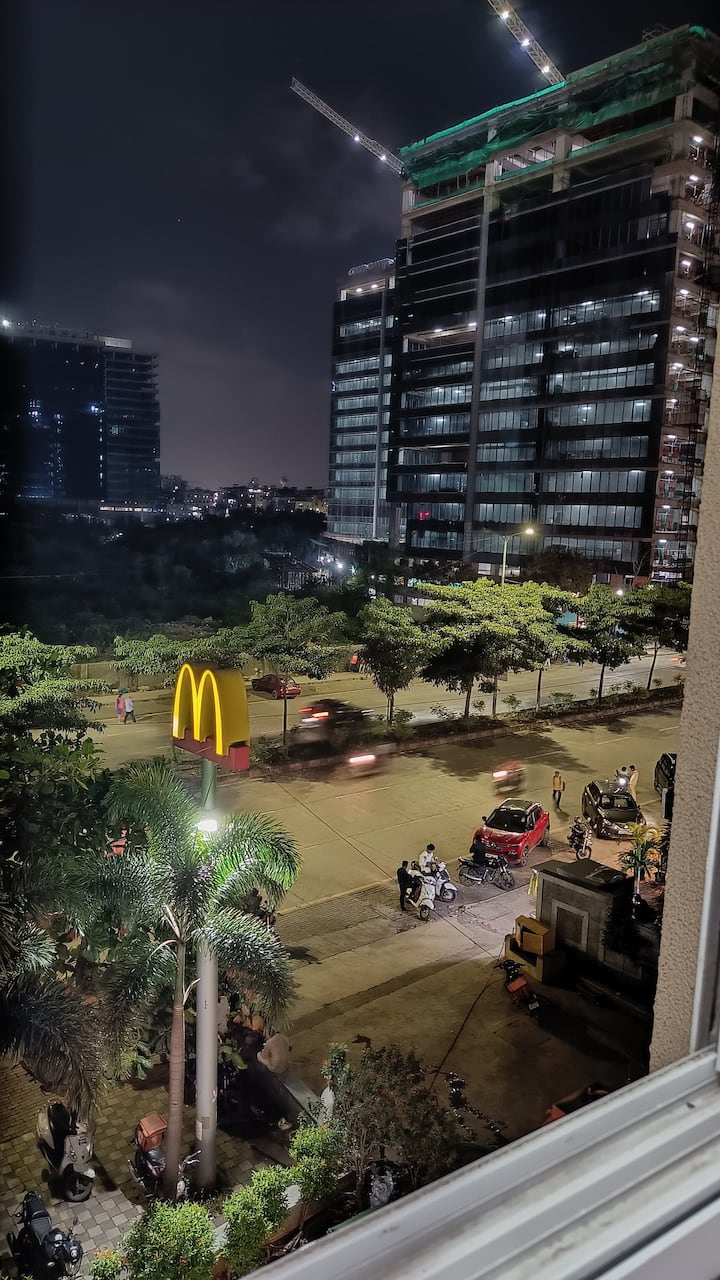 Fully Furnished Flat At Kharadi - 