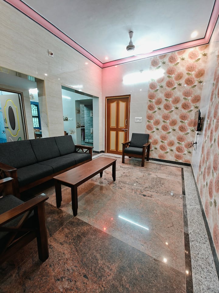 Fully Furnished A/c 2 Bhk Nr Cmc - Saibalahomestay - Vellore