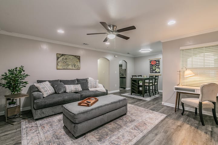 Central 3bed2b At At&t/cowboy Stadium | Texas Live - Arlington, TX