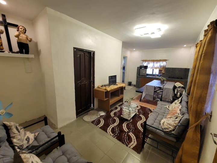 Diaz Transient House - Tarlac