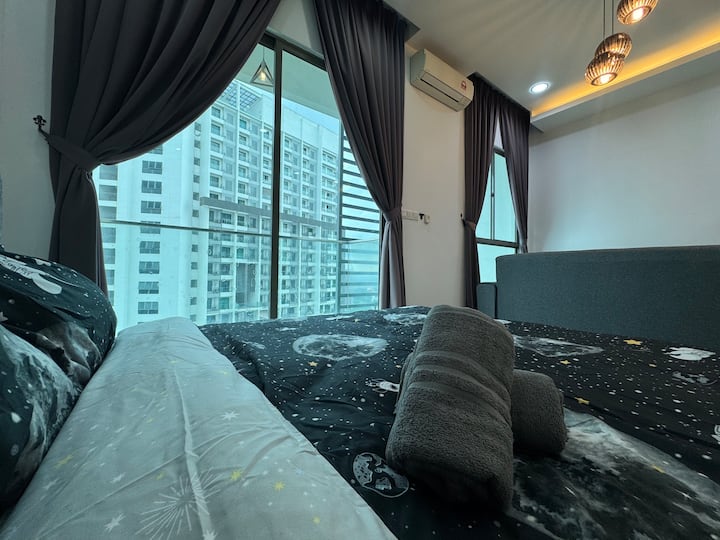 Cybersquare/wifi/smart Tv/netflix - Cyberjaya