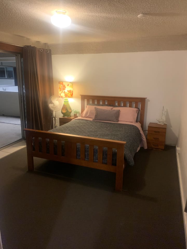 Waves On Main - Yamba