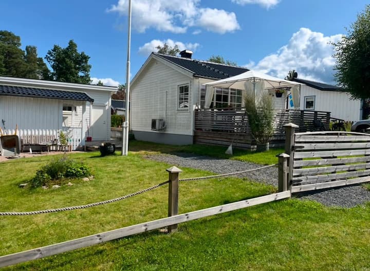Strandnära Soligt Läge Nyrenoverat - Vetlanda