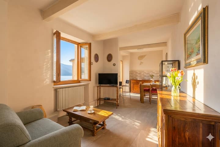 Le Finestre Sul Lago ~ Maggiore Estate By Ginin - Cannobio