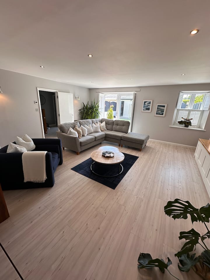 Country Home In Jersey - Jersey