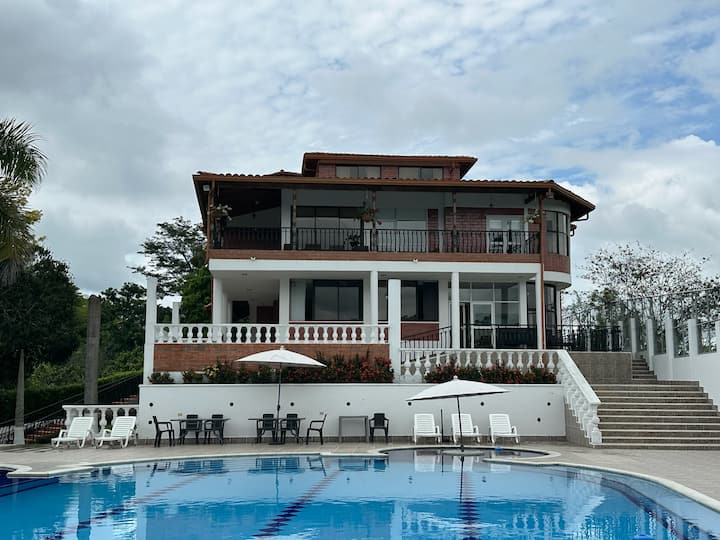Oasis De Paz, Eje Cafetero - La Tebaida
