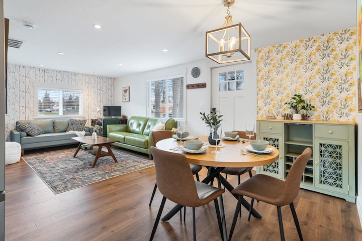 Cottage House- South Hill, 2 Bed 1 Bath - Spokane, WA