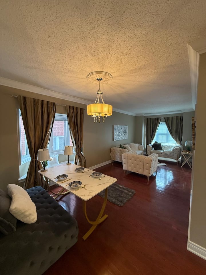 6br 4bth 7min To Oakvilleplace+ Parking+ Laundry - Oakville