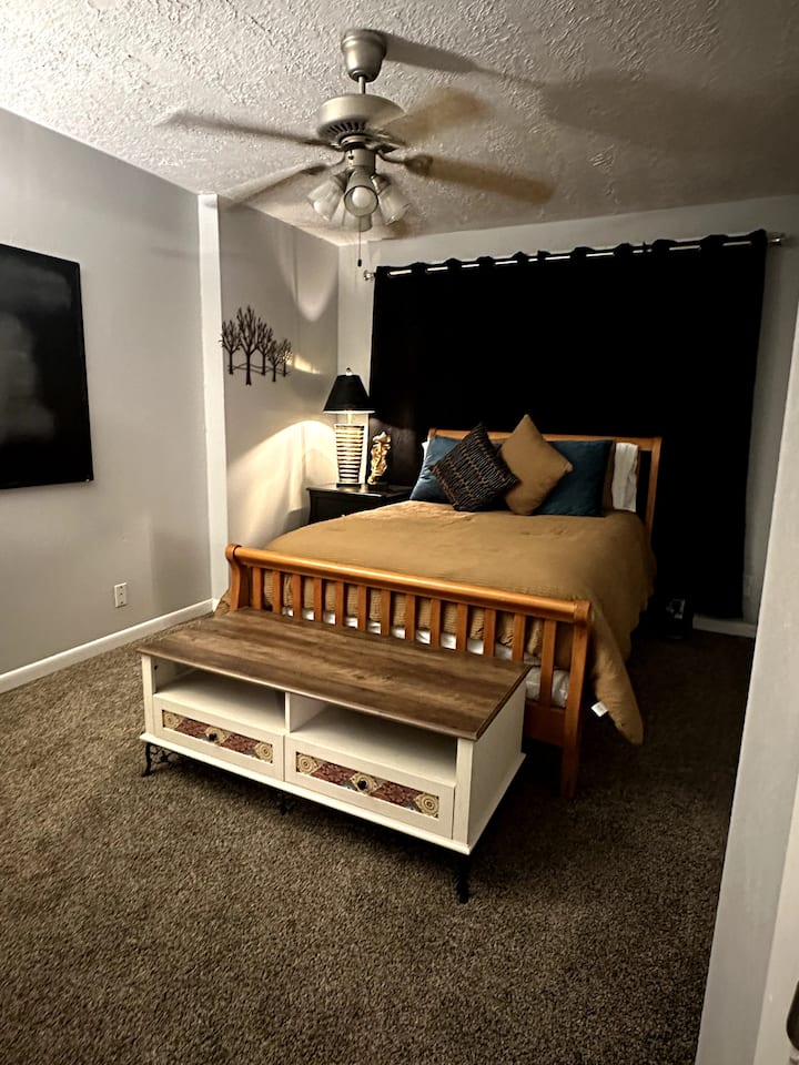 Cozy Condo In Bryan - Bryan, TX