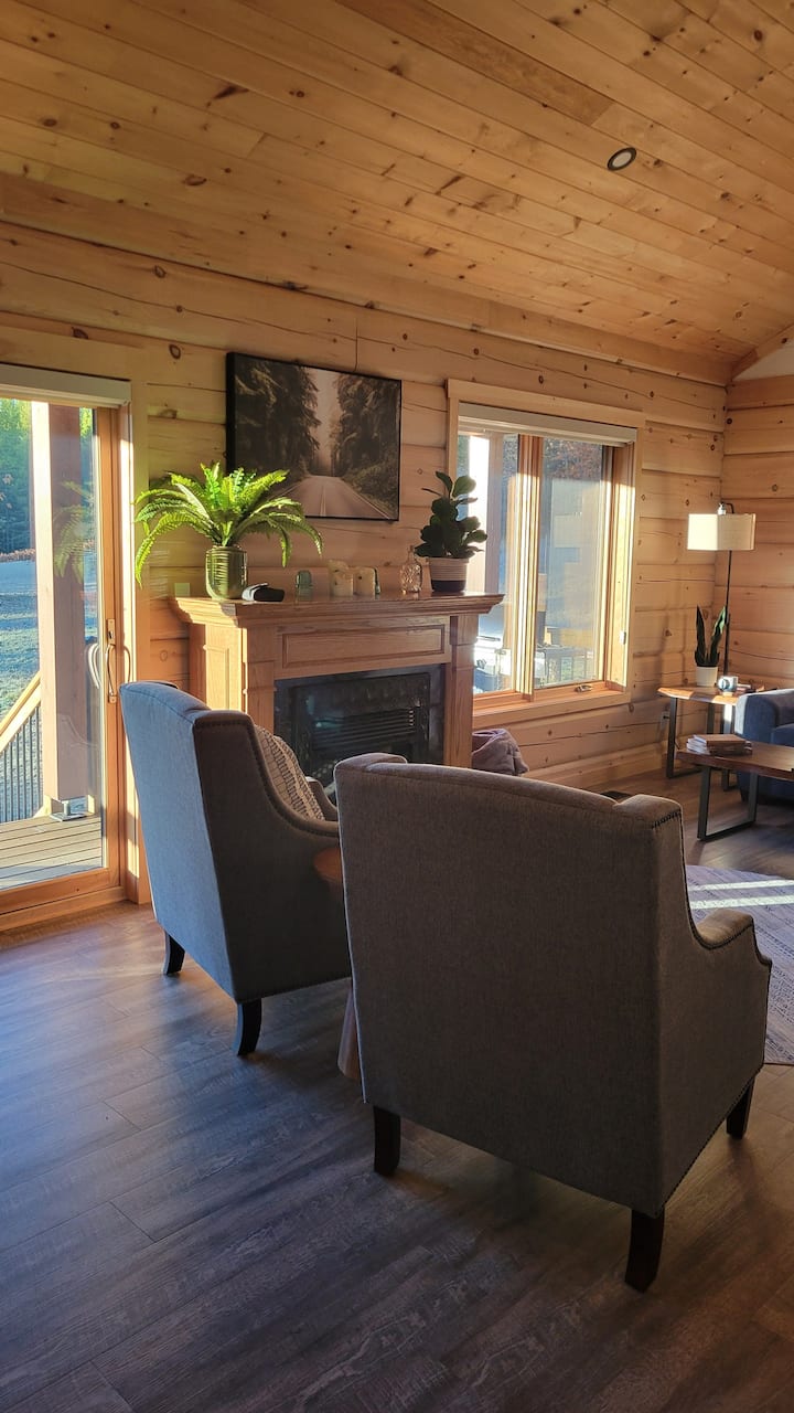 Cabin In The 50 Acre Woods - Ontario 60