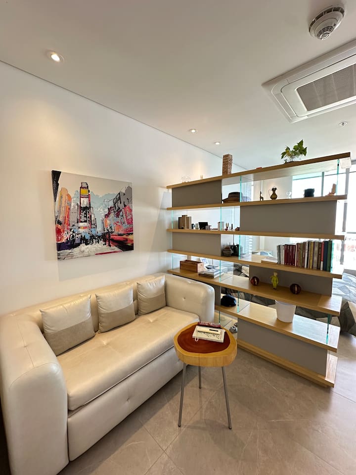 Luxury One Bedroom Suite W/ Balcony - Barranquilla