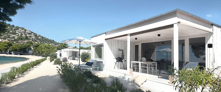 Croatia | 1. Row Directly On The Beach Sup Lounge - Croatia