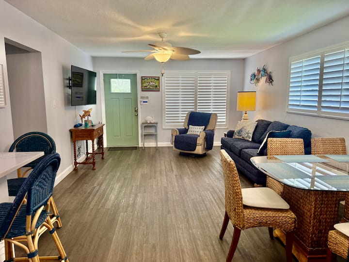 Salty Sea Home-beach/dog (Jupiter, Palm Beach) - Jupiter, FL
