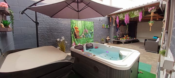 L' Ascenzen
Logement Avec Jaccuzzi - La Louvière