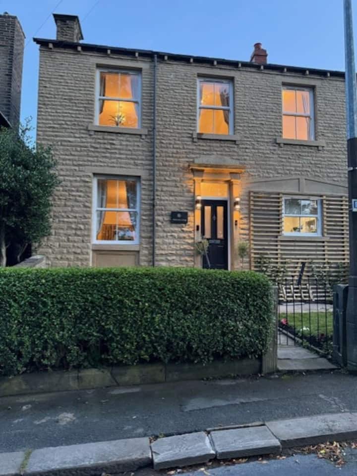 Wallnook Cottage 
Lindley Gem - Huddersfield