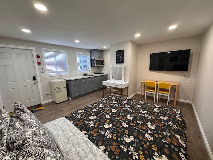 Bright & Stylish Retreat 3029-a - Hacienda Heights, CA