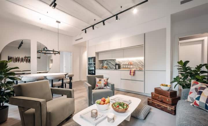 Elegant 16-bedr Groupflat With 16-bathr 32 People - Barcelona