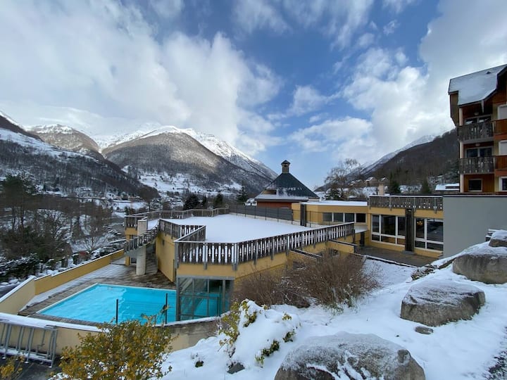Appartement Avec Piscine, Spa Et Vue Montagne - Cauterets
