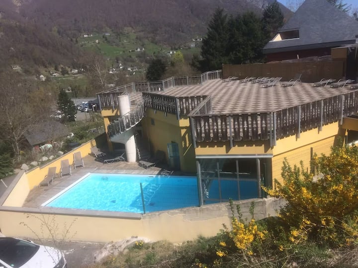 Appartement Avec Piscine, Spa Et Vue Montagne - Cauterets