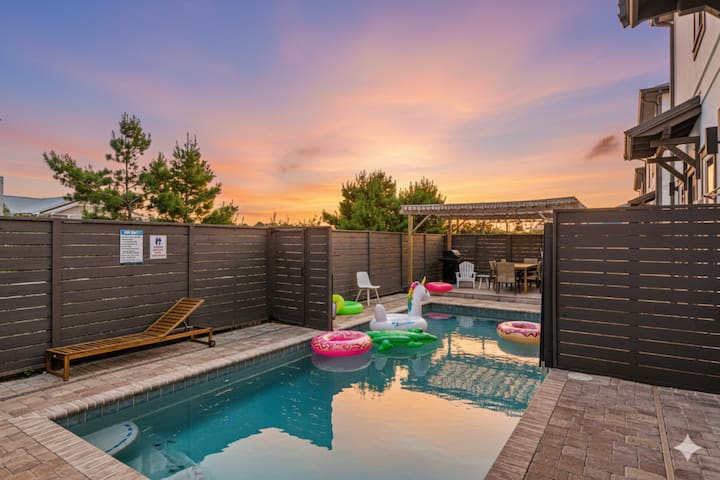 Luxury 5-bedroom Duplex With Pool - Panama City Beach