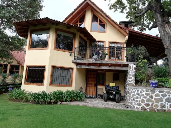 Cabaña Los Robles - Michoacán