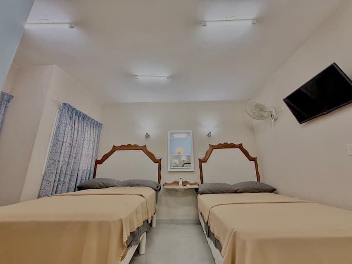 Amplia Habitación - Excelente Ubicación -Wifi Free - Varadero