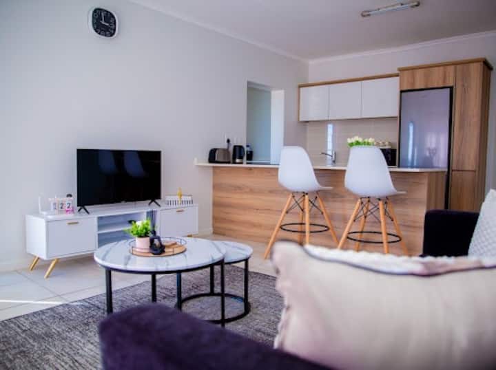 House Of Josmasue - Midrand