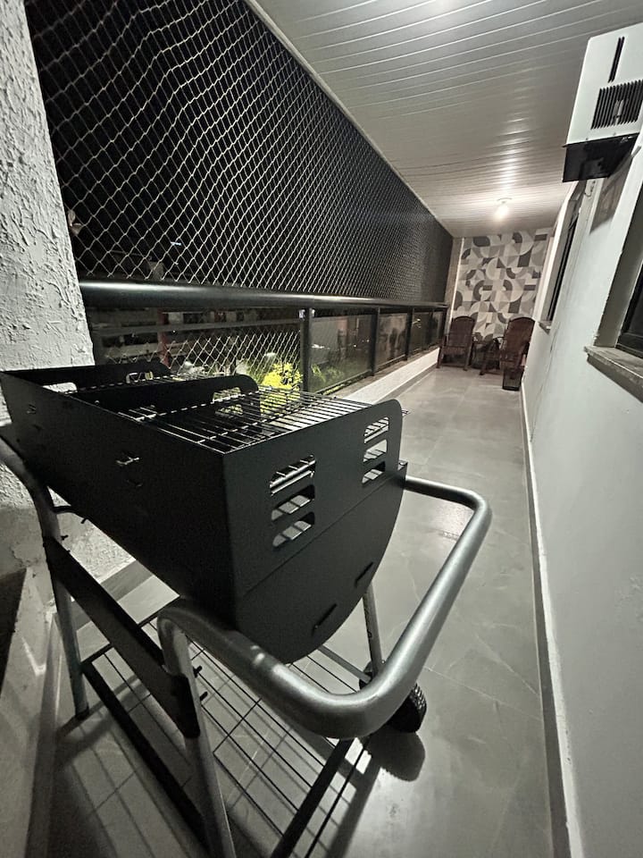 Esquina Da Praia , Segurança A 100m Da Praia . - Recreio dos Bandeirantes