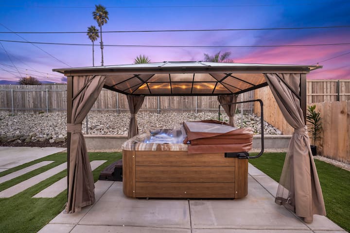 Modern Mountain View Home - Lompoc, CA