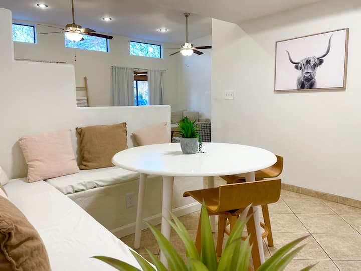 Central Desert Home - Tucson, AZ